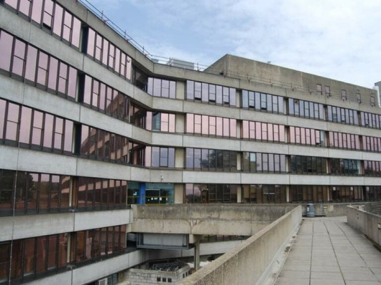 US vs UK University Applications: What’s The Difference?